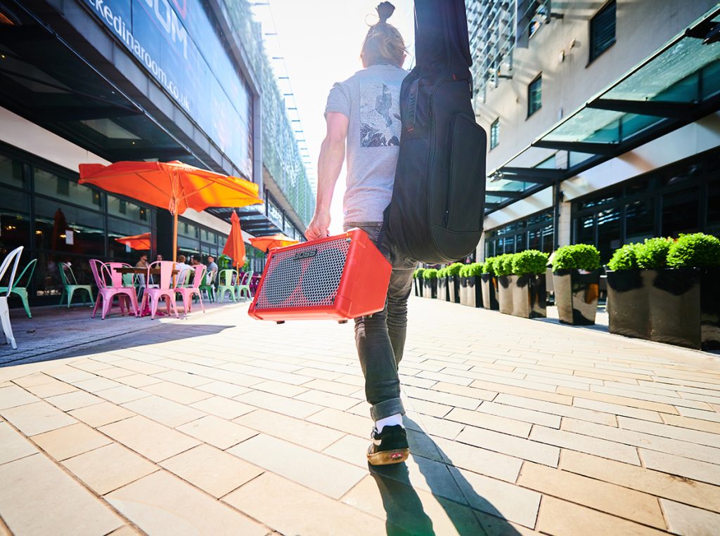 Amplificador Boss Cube Street II - Musical Fusté